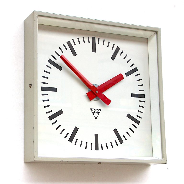 EUROPEAN CLOCKS | LONDON TIMEPIECE